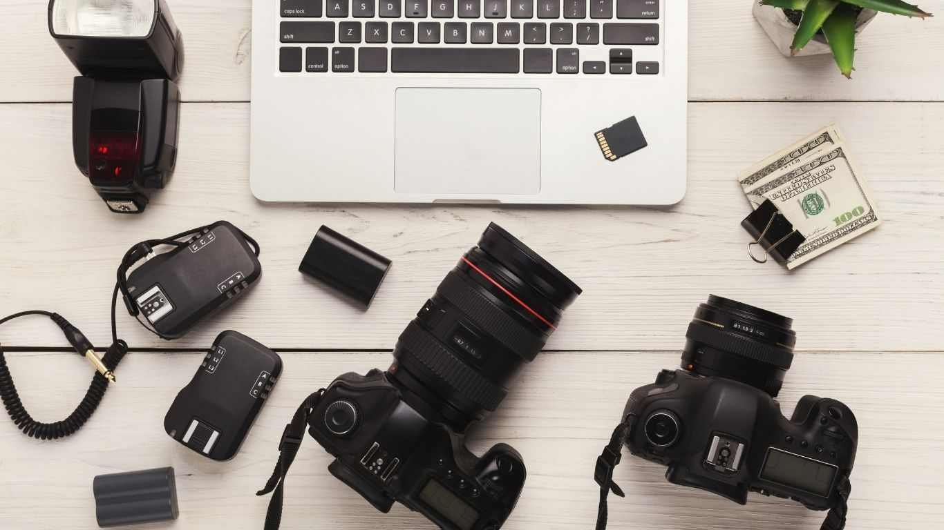 How to Become a Photographer: Complete Guide